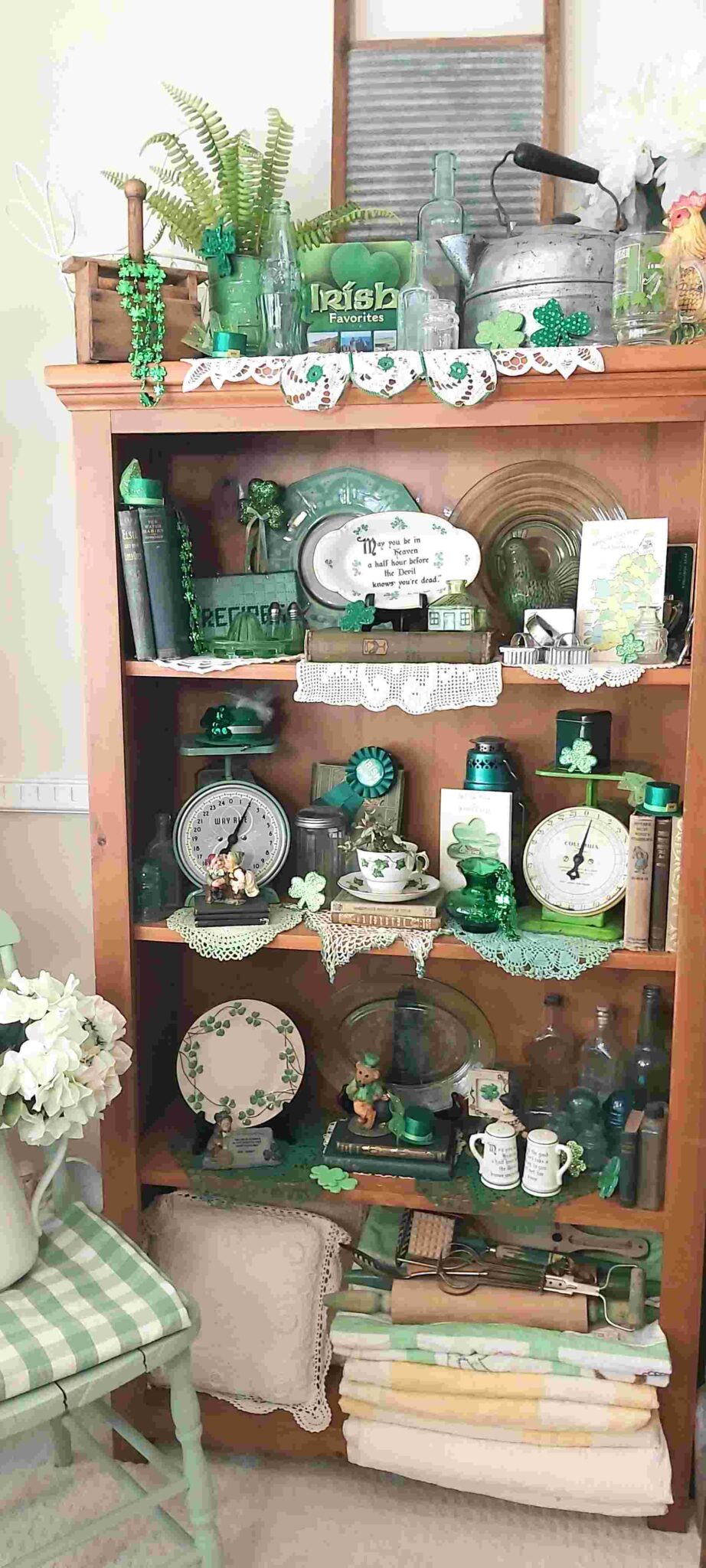 Vintage St. Patrick's Day Display - Everything Country CA