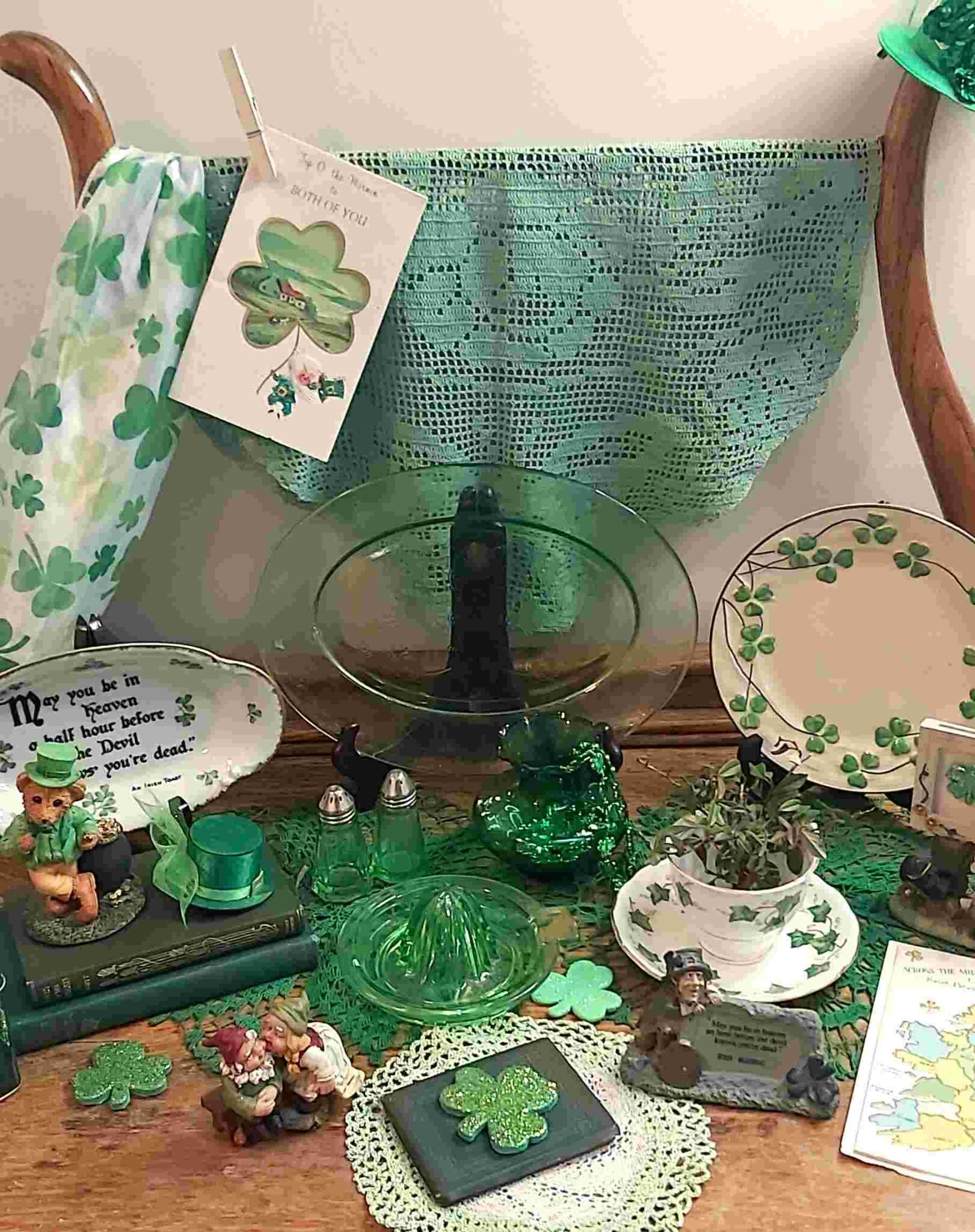 Vintage St. Patrick's Day Display - Everything Country CA