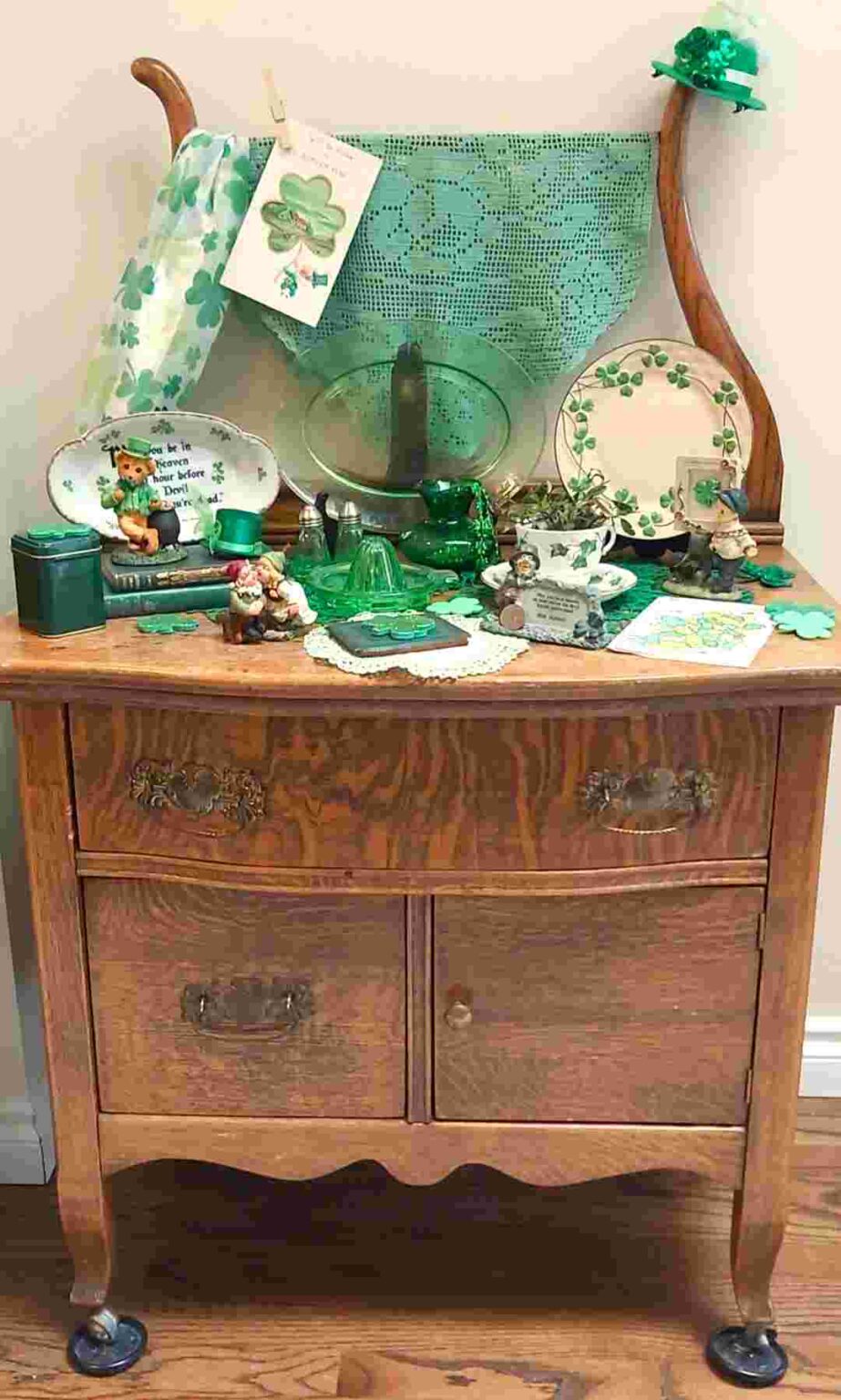 Vintage St. Patrick's Day Display - Everything Country CA
